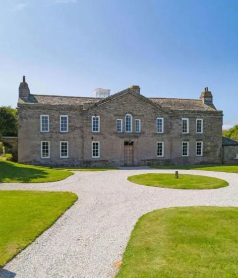 THE PIG-at Harlyn Bay - THE PIG