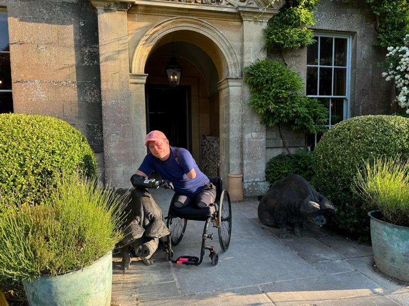 Alex Lewis & THE PIG 2 PIG Challenge! - THE PIG